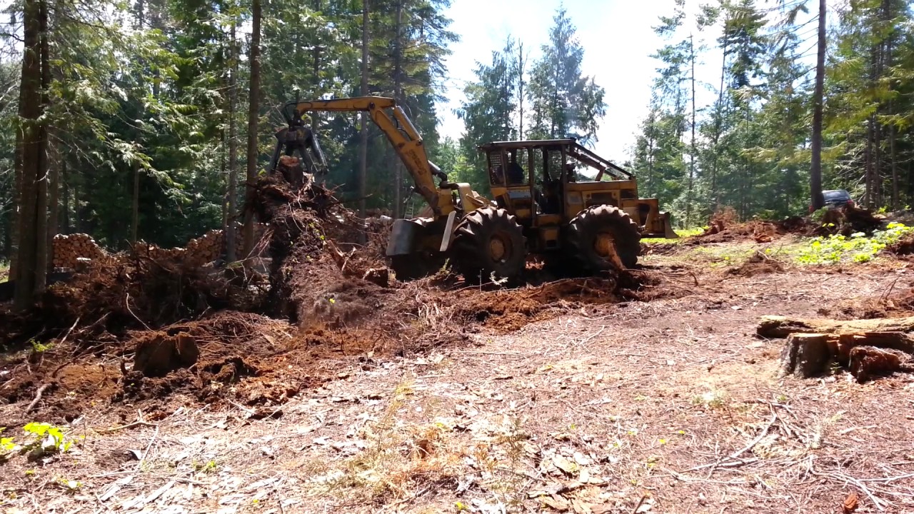 Pulling stumps never got easier. - YouTube