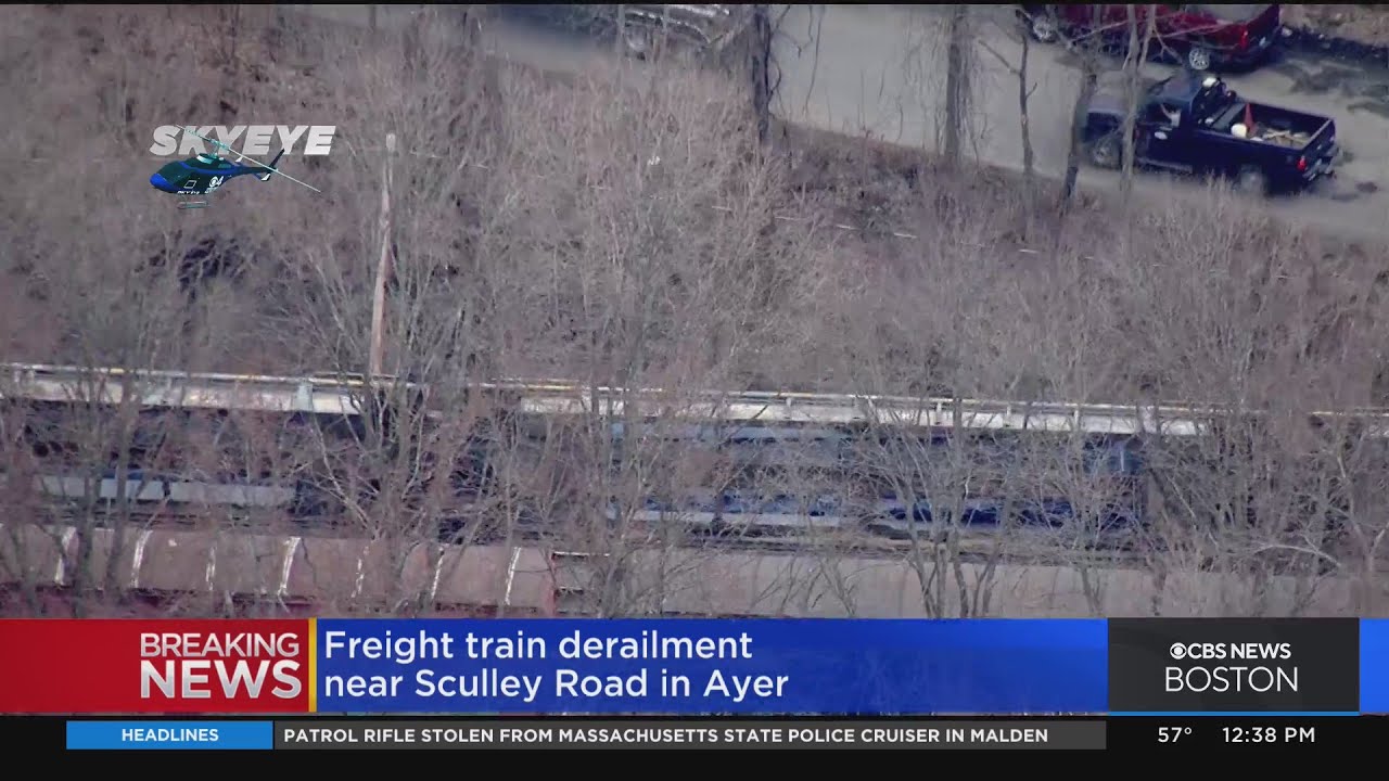 Freight train derails in Ayer - YouTube