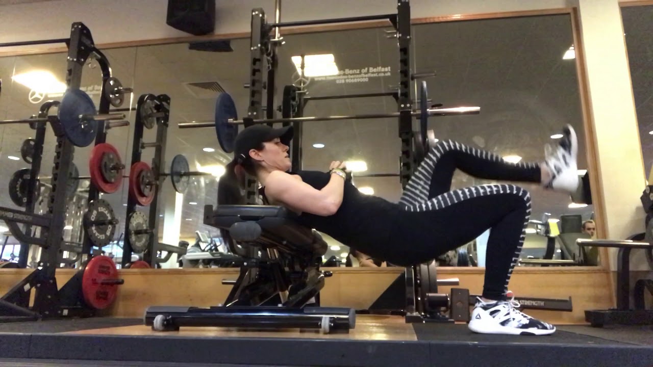 Single Leg Glute Bridge - YouTube