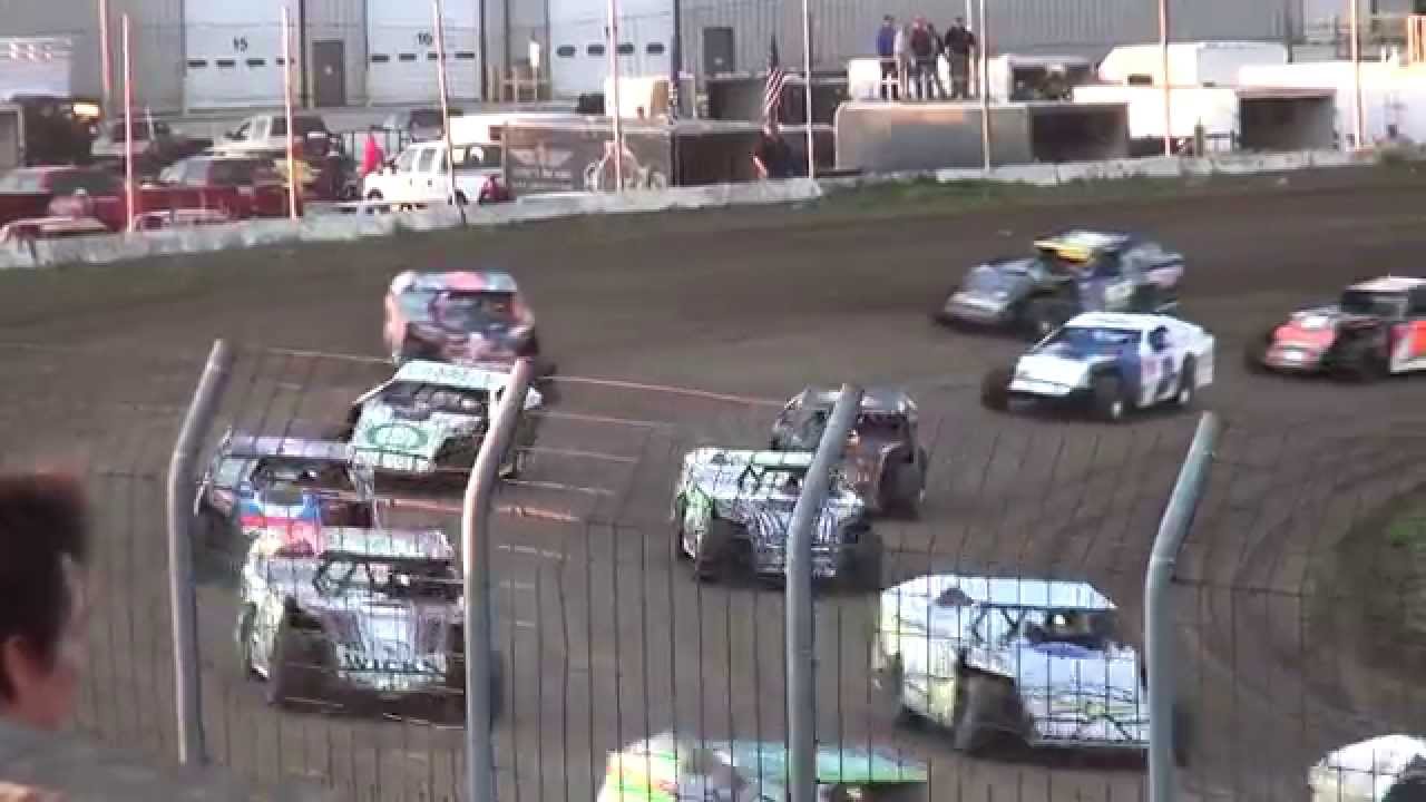 USRA B-Mod feature Cresco Speedway 5/31/15 - YouTube