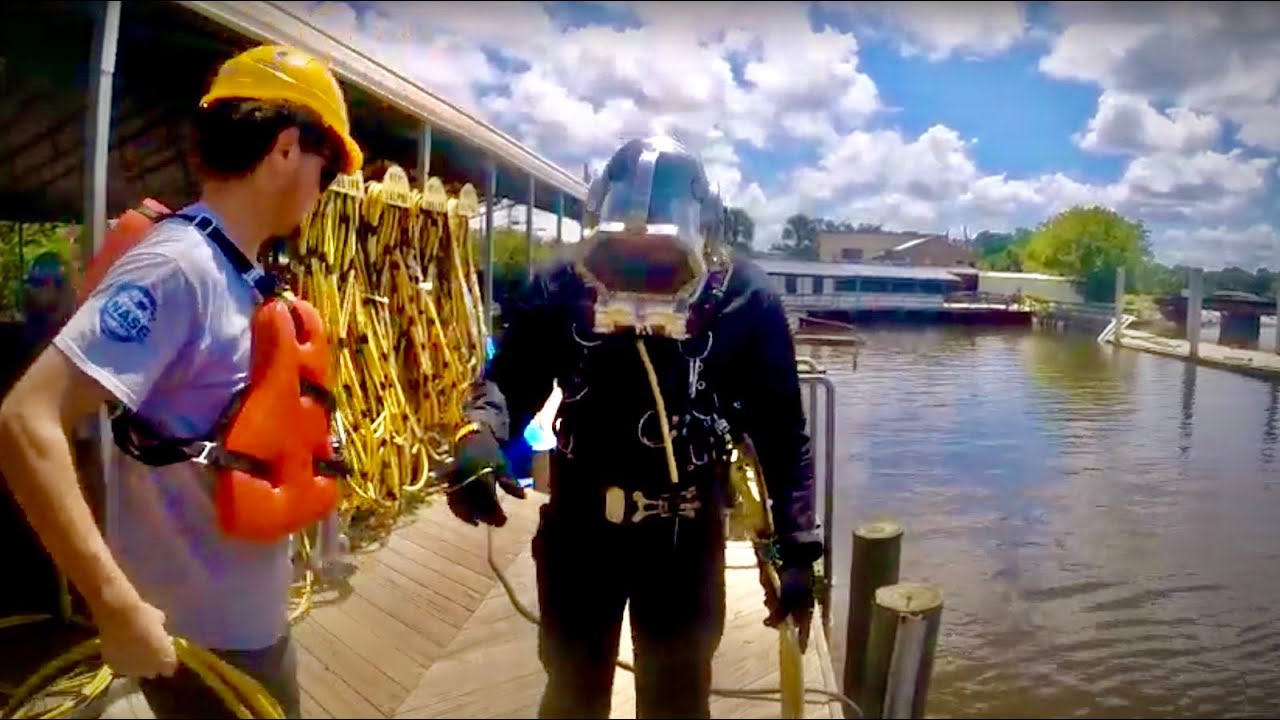Hatting Up and Jumping In! Dive #5 of Commercial Diving School - YouTube