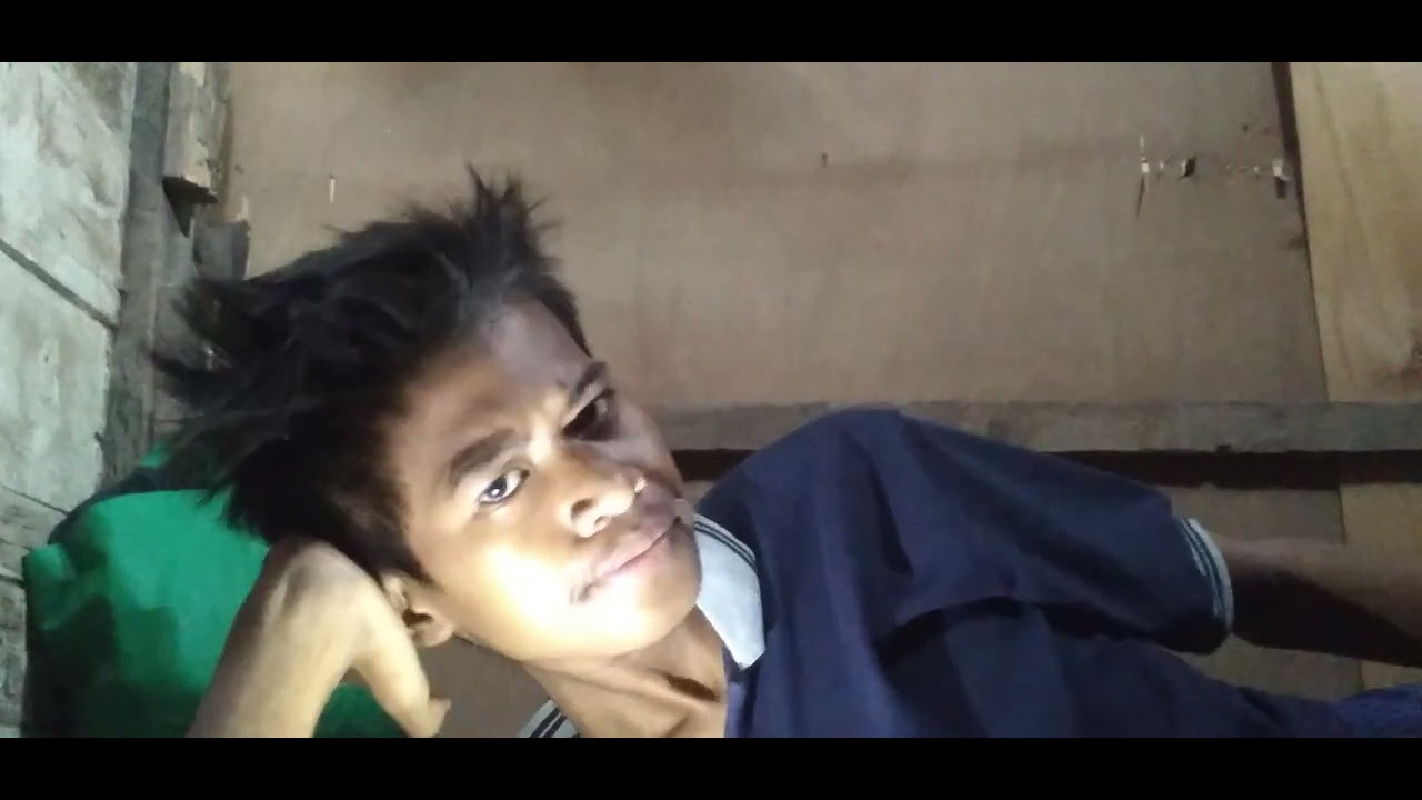 AIR HANGAT + KATES !! MBAH BANDI NGEKEI BUAH - BUAHAN SUWON SENG AKEHH ...