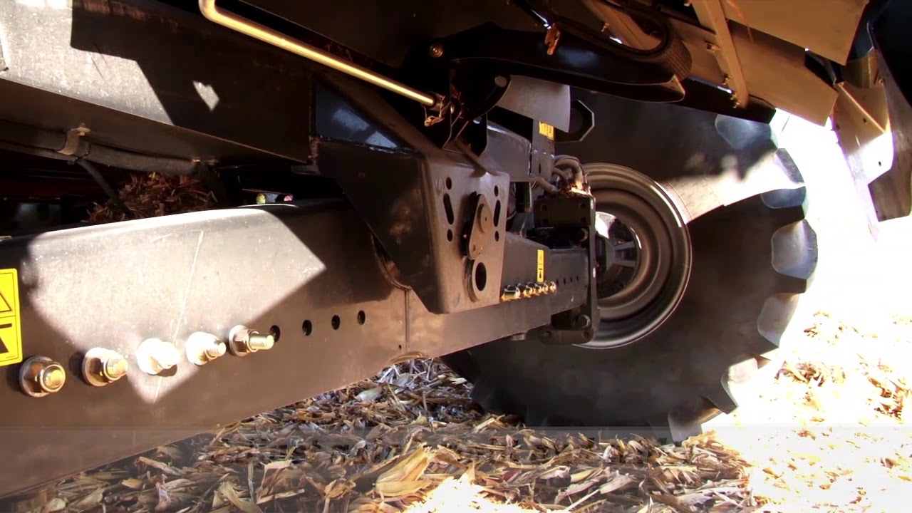 Mud Hog Hydraulic Powered Rear Wheel Drive for Combines - YouTube
