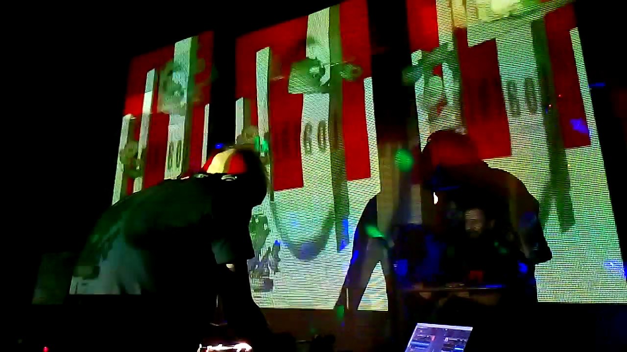 Dj Trava on da mix, at bar Cernak 23.11.19 - Mouchac / Mozkocuc -live ...