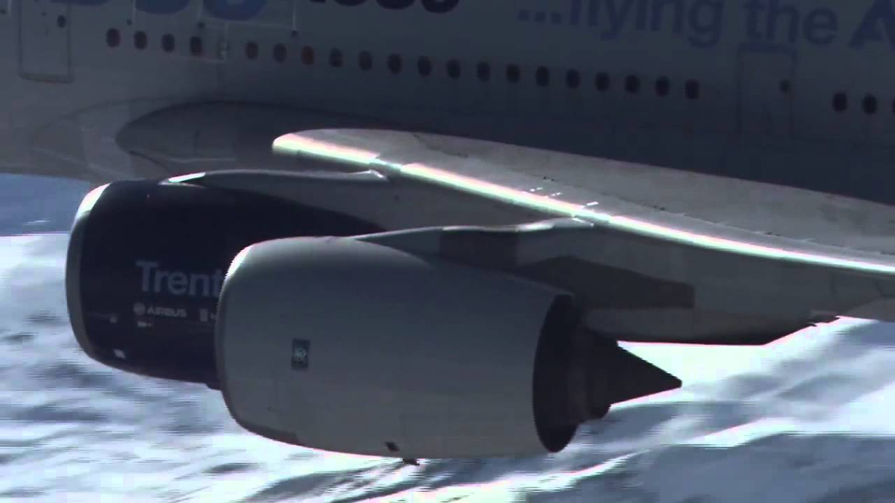 First flight for the Airbus A350's Trent XWB Jet Engine - YouTube