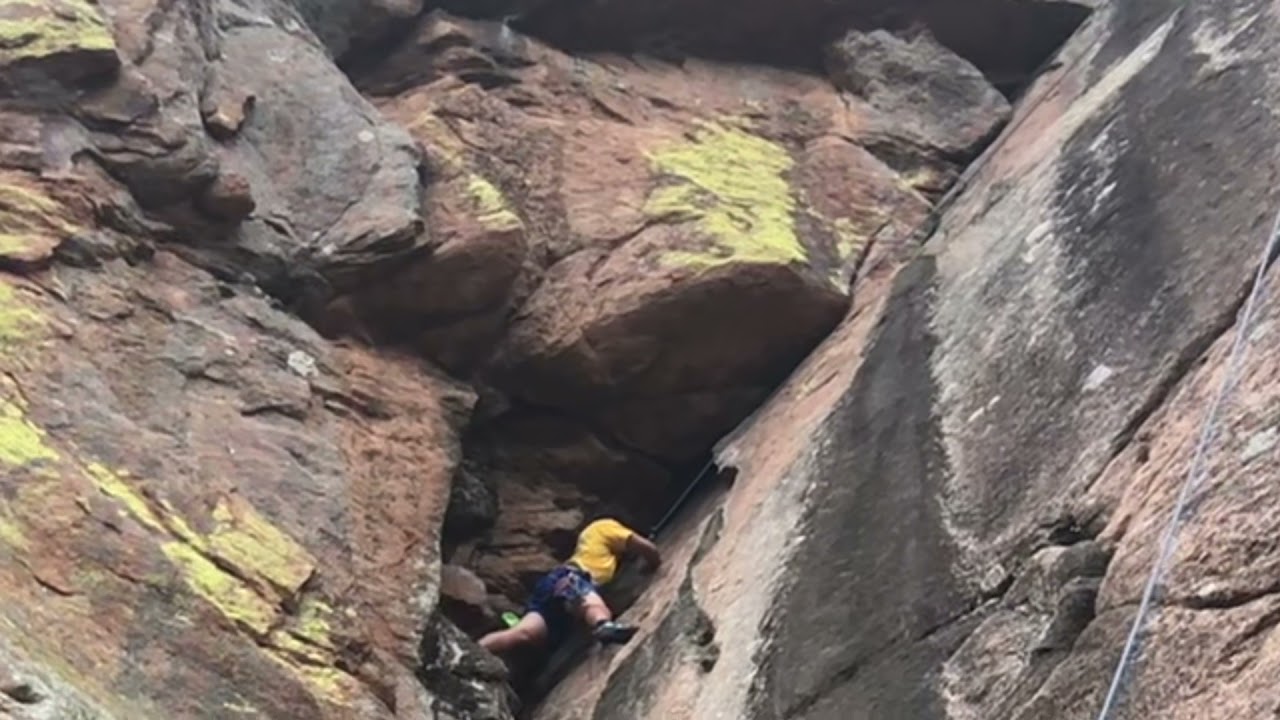 WMWR The Narrows Zoo Wall The Dihedral Rock Climb - YouTube