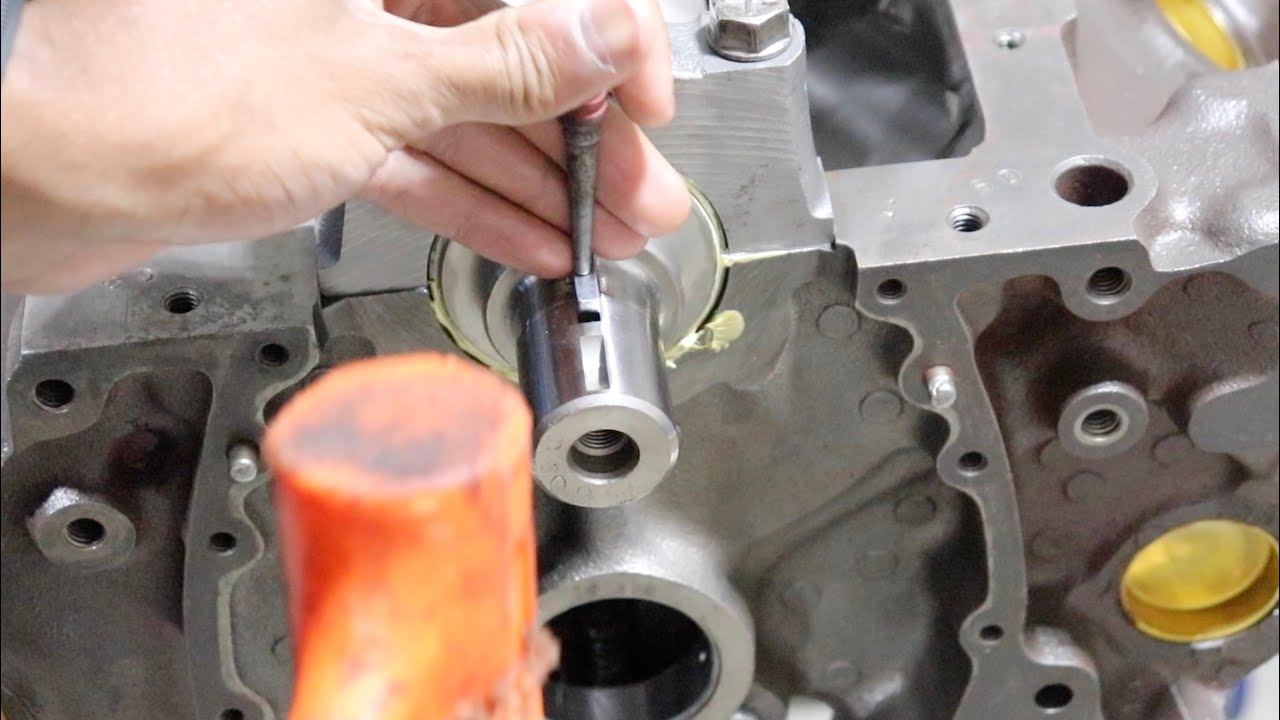Small Block Chevy Woodruff Key Install!!! - YouTube