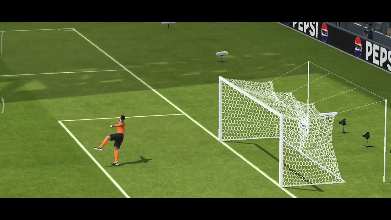 FC MOBILE | NANI GOAL LONG SHOOT - YouTube