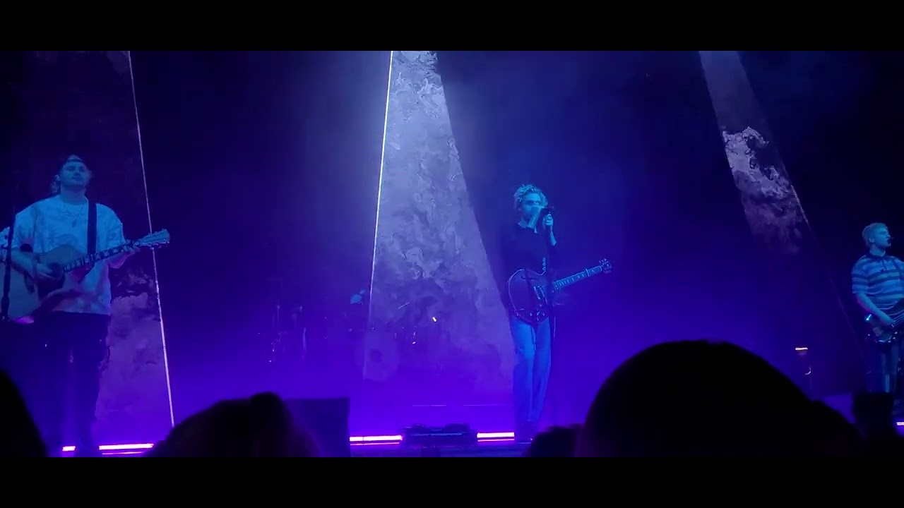 5SOS - Amnesia - Seattle 06/12/2022 - YouTube