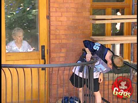 Trapped With Live Skunk Prank - YouTube