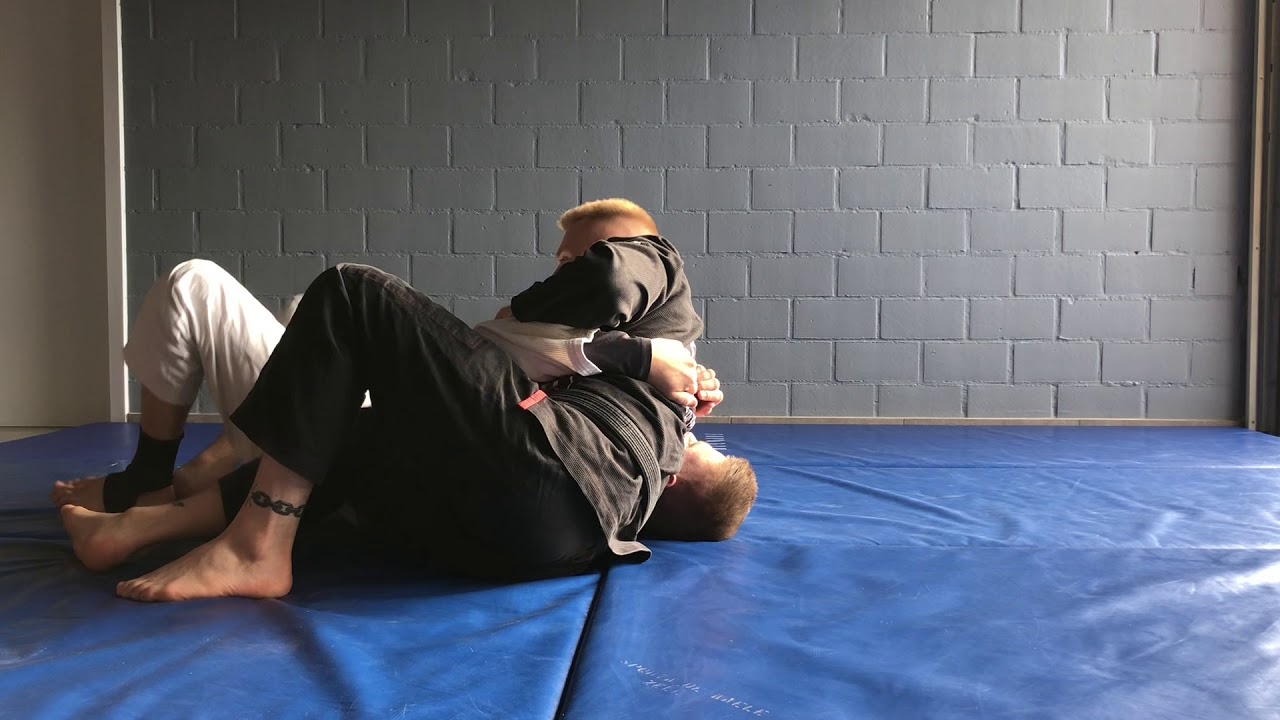 Scorpion death lock - RARE NORTH SOUTH SUBMISSION - YouTube