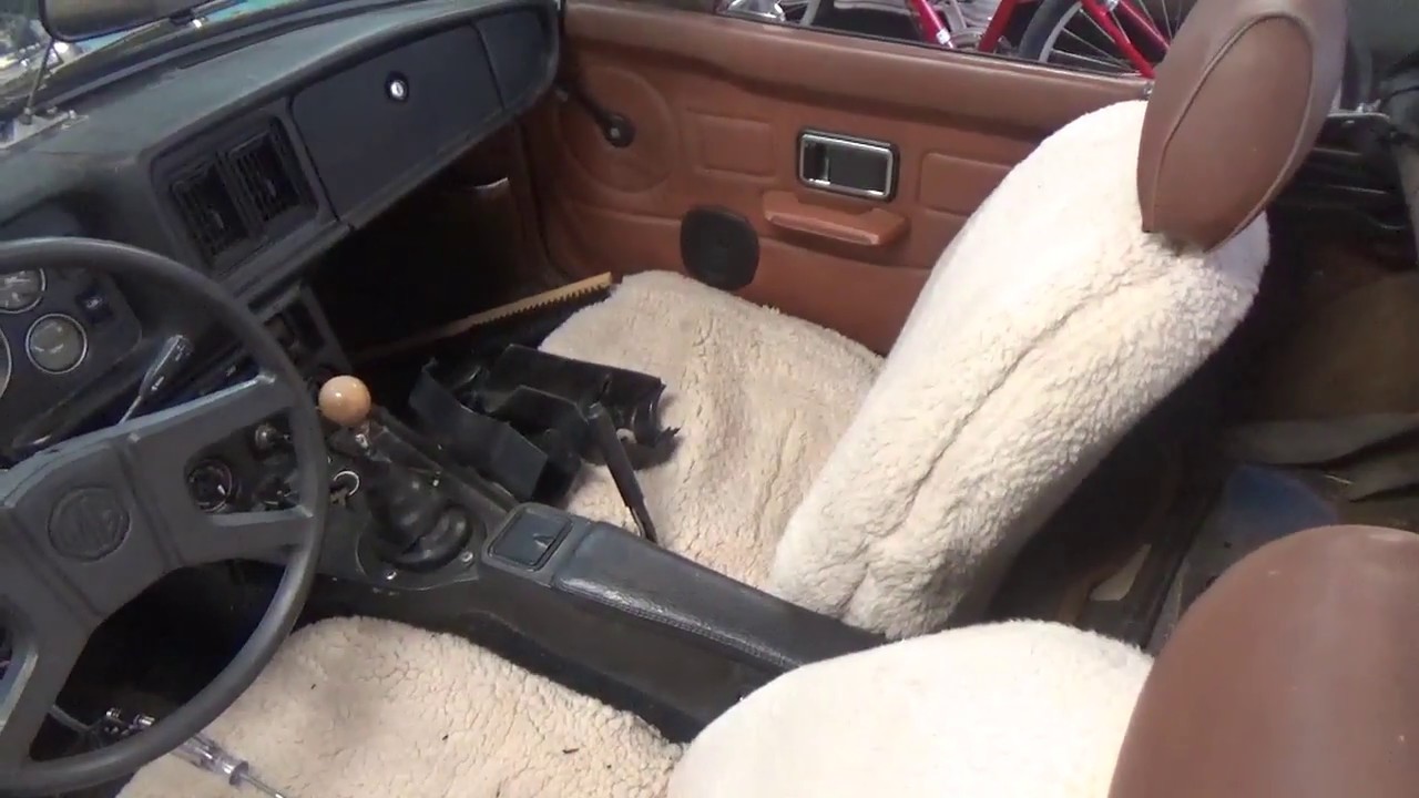 1977 MGB Parts List - YouTube