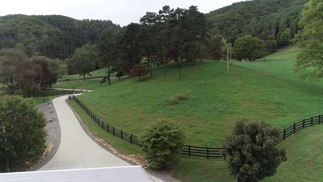 Walnut Hollow Ranch Western NC Premier Property - YouTube