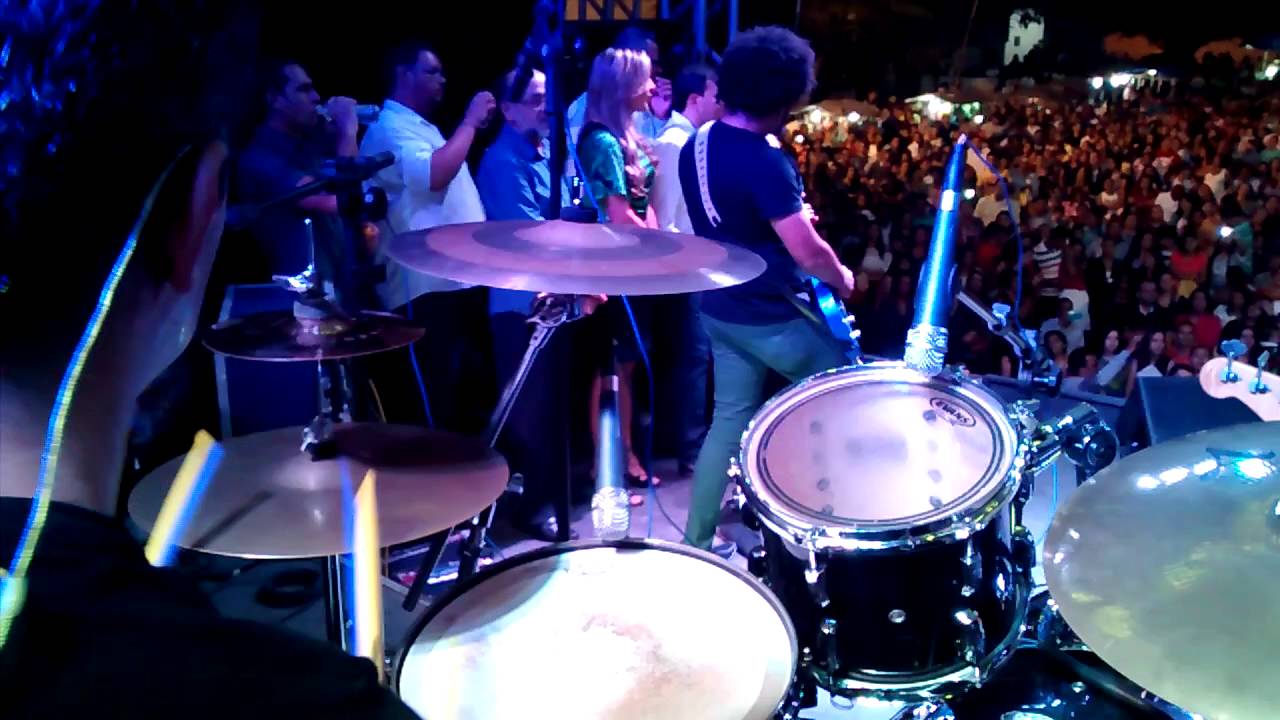 Deus Tremendo - Shirley Carvalhaes e Banda. - YouTube