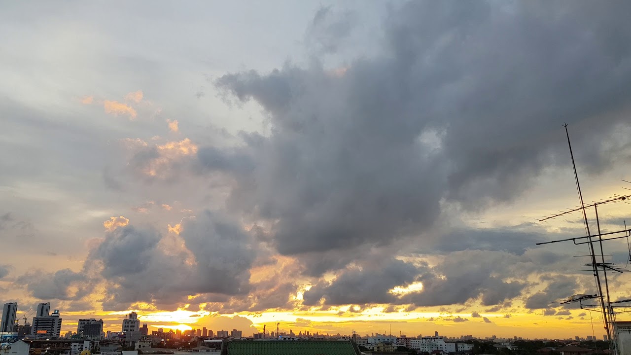 เมฆคิวมูลัส | Cumulus cloud | ROME Cloud Sky - YouTube