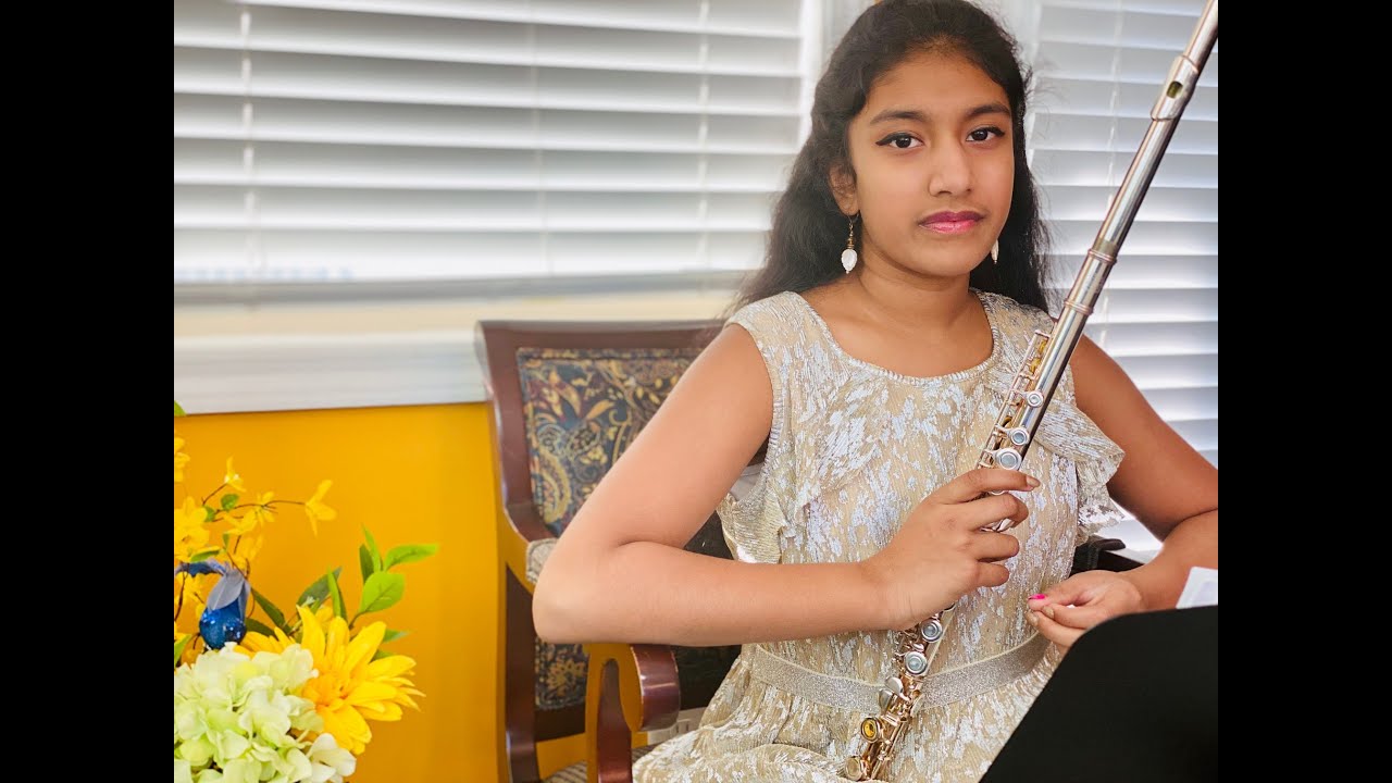 ESSENTIAL CREATIVITY #104. Flute lessons for beginners - YouTube