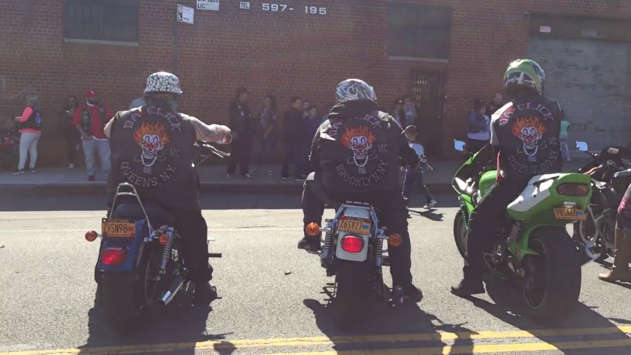 2EXCLUSIVE AC showing love to "DA CLICK MC" - YouTube