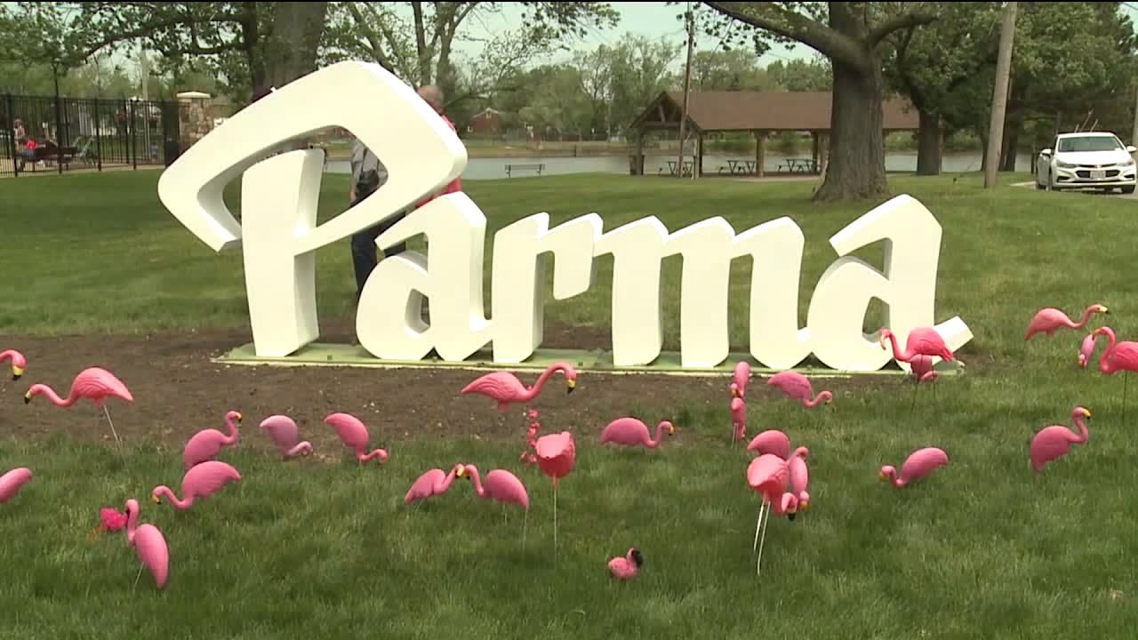 `Parma Script` sign unveiled - YouTube