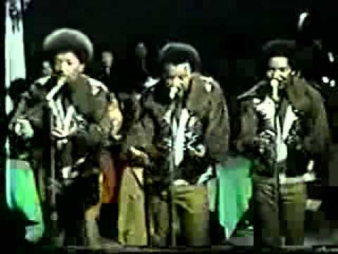 The Dells LIVE on SOUL! 1972 - YouTube