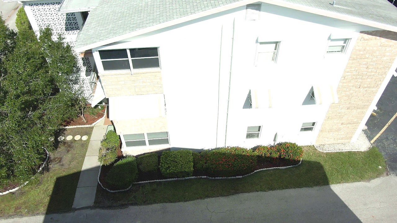 Oasis Building #17 New Roof - YouTube