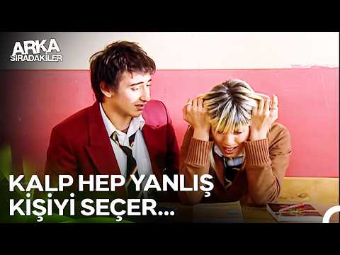 Pamuk ve Özge' ye Karşı Platonik Duyguları - Arka Sıradakiler
