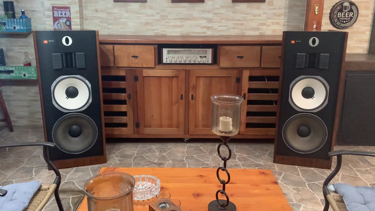 Receiver Marantz 2330B Speakers JBL L220 - YouTube