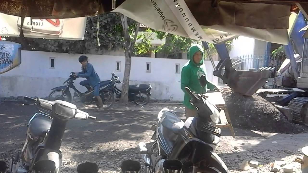 Begal motor tewas di lindas doser - YouTube