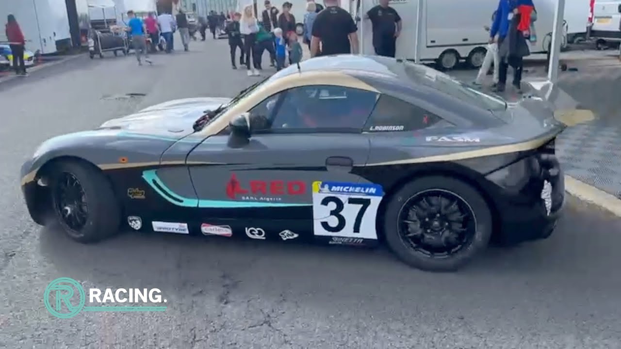 LEO ROBINSON - Motorsport Racing - Ginetta Junior - YouTube