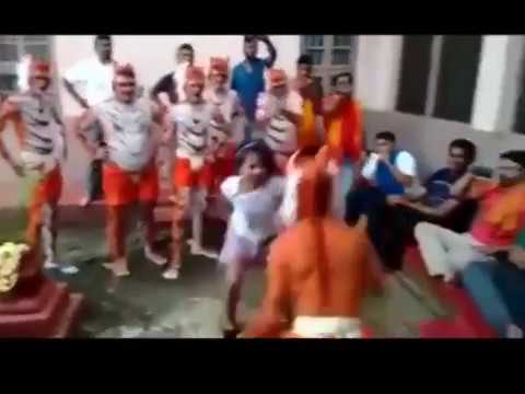 Hulivesha, Tiger dance, Pili nalike amazingly performed by a small ...