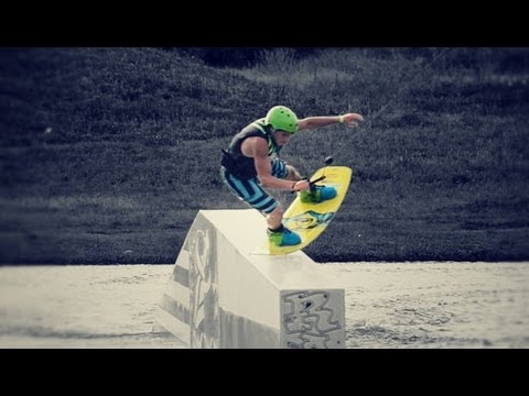 brock baker wakeboarding rail sesh - YouTube
