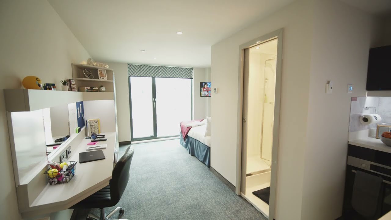 Study Inn Triumph House Nottingham - Platinum Plus studio - YouTube