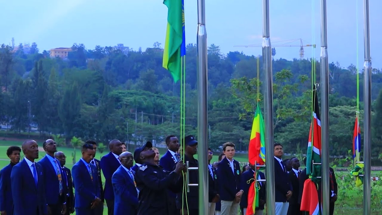 ⛳️ GOLF : Ibendera ry'ibihigu 5 ryazamuwe mu Rwanda - YouTube