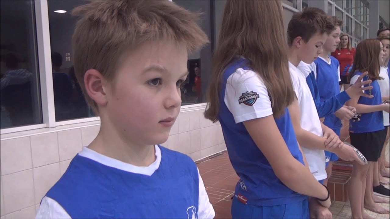 PKNJ Vánoční show 19 12 2017 - YouTube