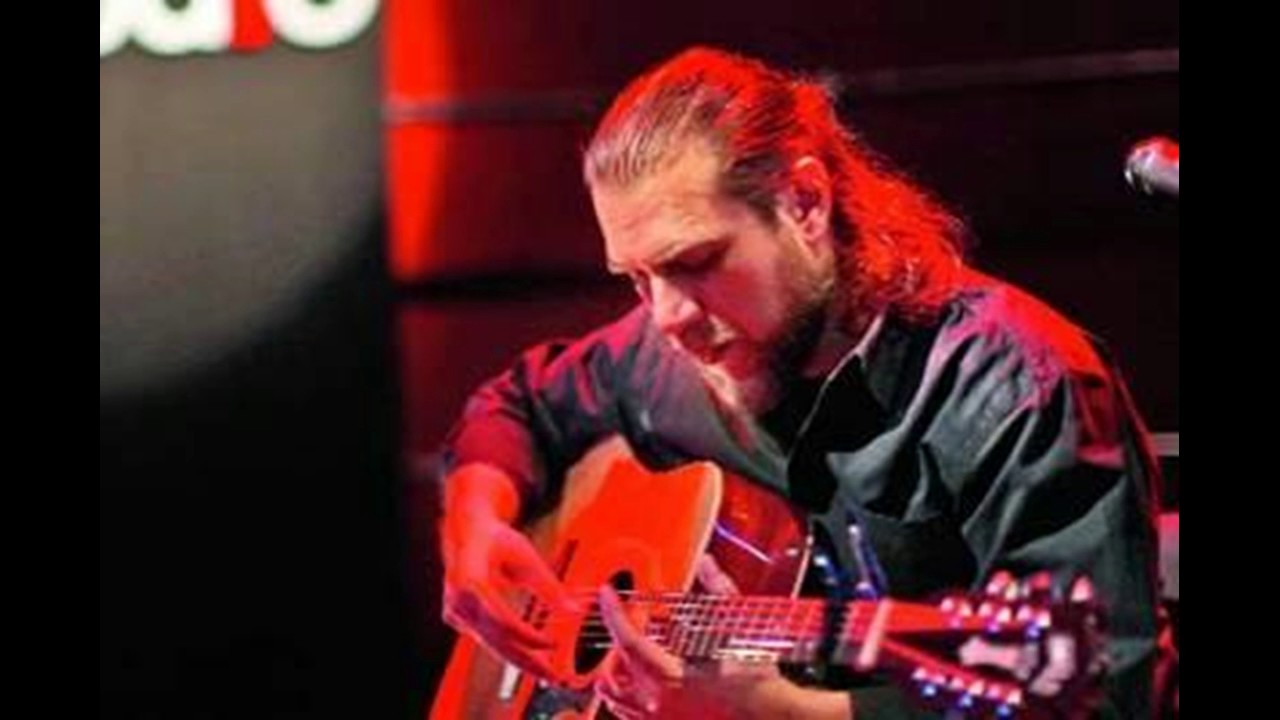 Rohail Hyatt Feat. Zara Madani - Reunion - YouTube