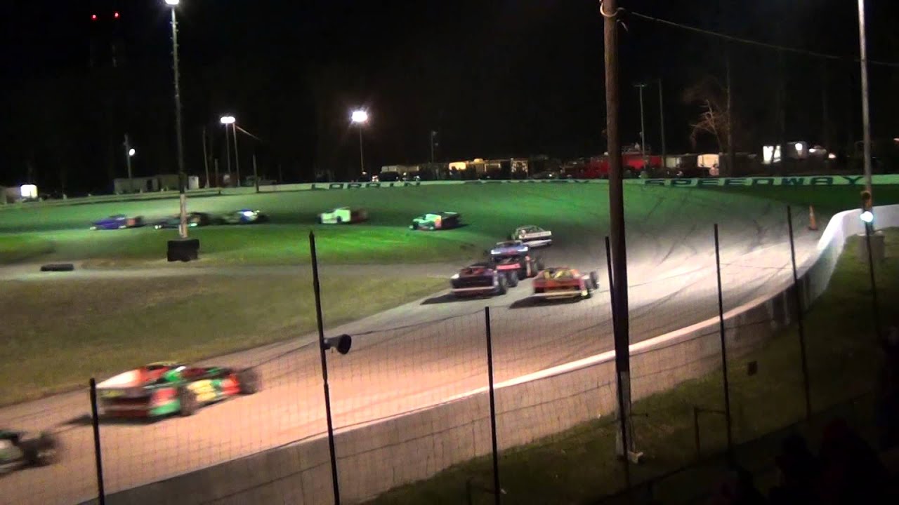 Short racing at Lorain County Speedway 4-19-2014/ 4 - YouTube