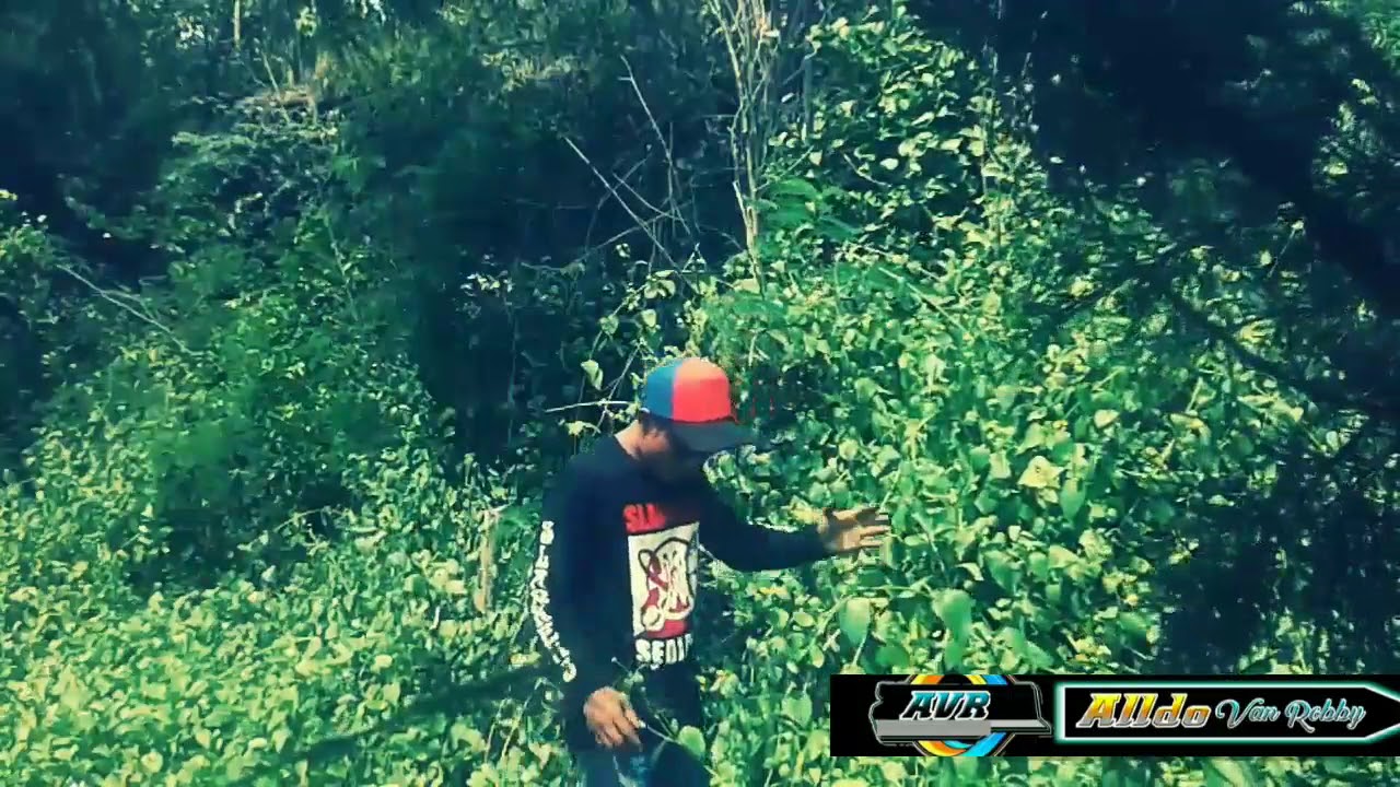 Lagu nagekeo 2021-putri riung-alldo van robby - YouTube