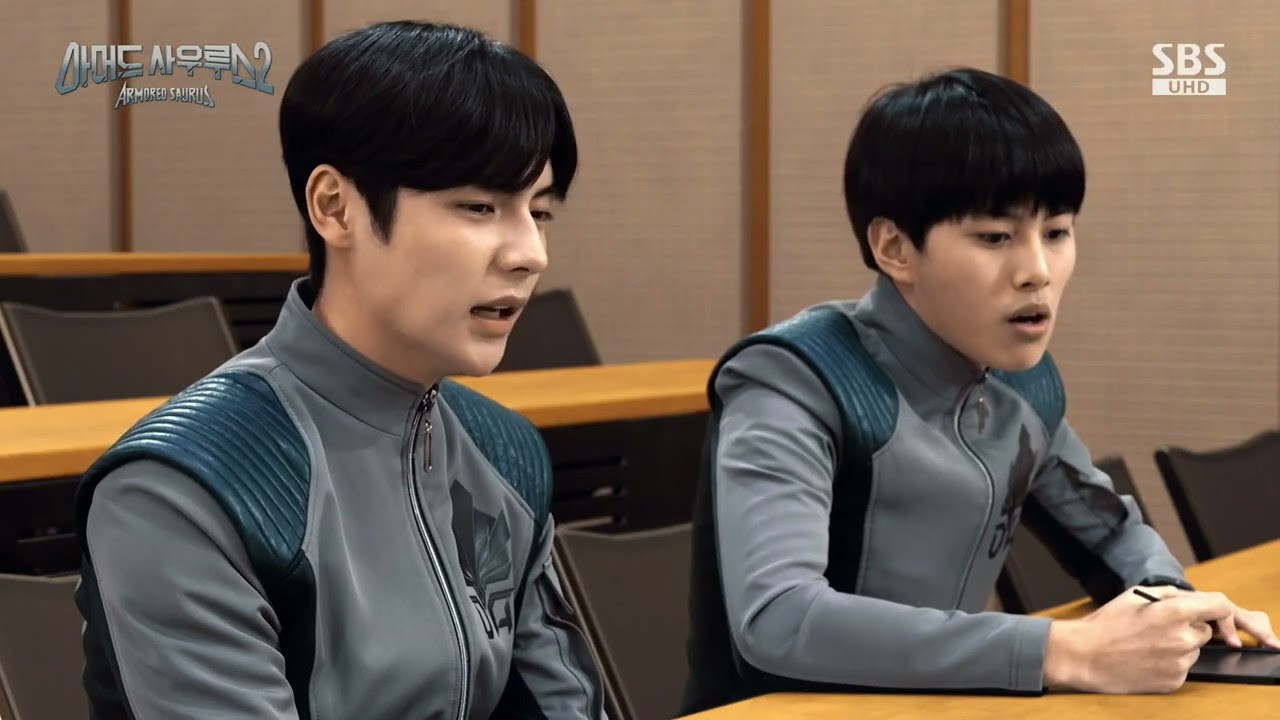 아머드 사우루스2 - Lee Saeon CUT (EP8–11) - YouTube