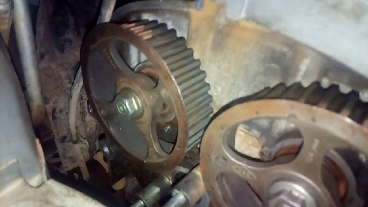 SCENIC MOTOR KM4 TROCA DA BOMBA DAGUA - YouTube