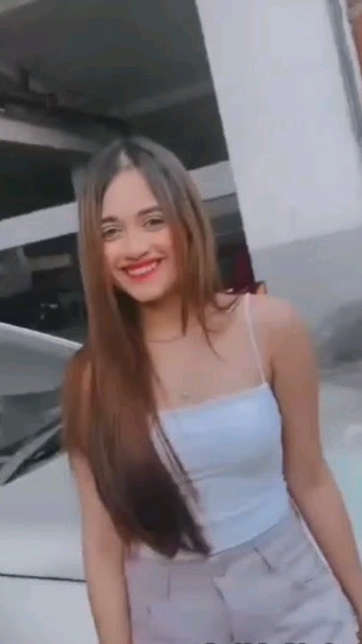 Jannat zubair party hori h song dance #shorts - YouTube