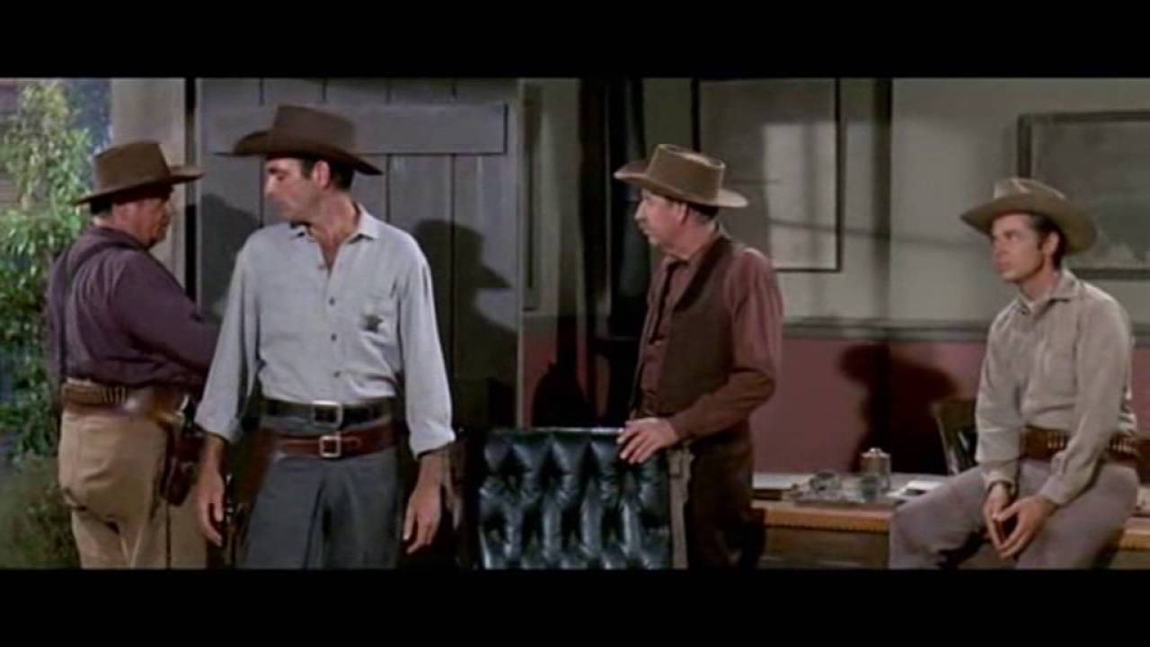 The Quick Gun - YouTube