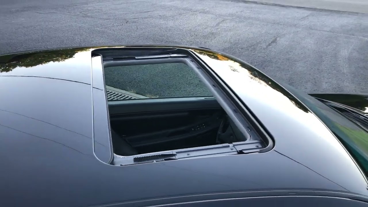 1991 BMW 850i Sunroof Operation - Tobin Motor Works - YouTube
