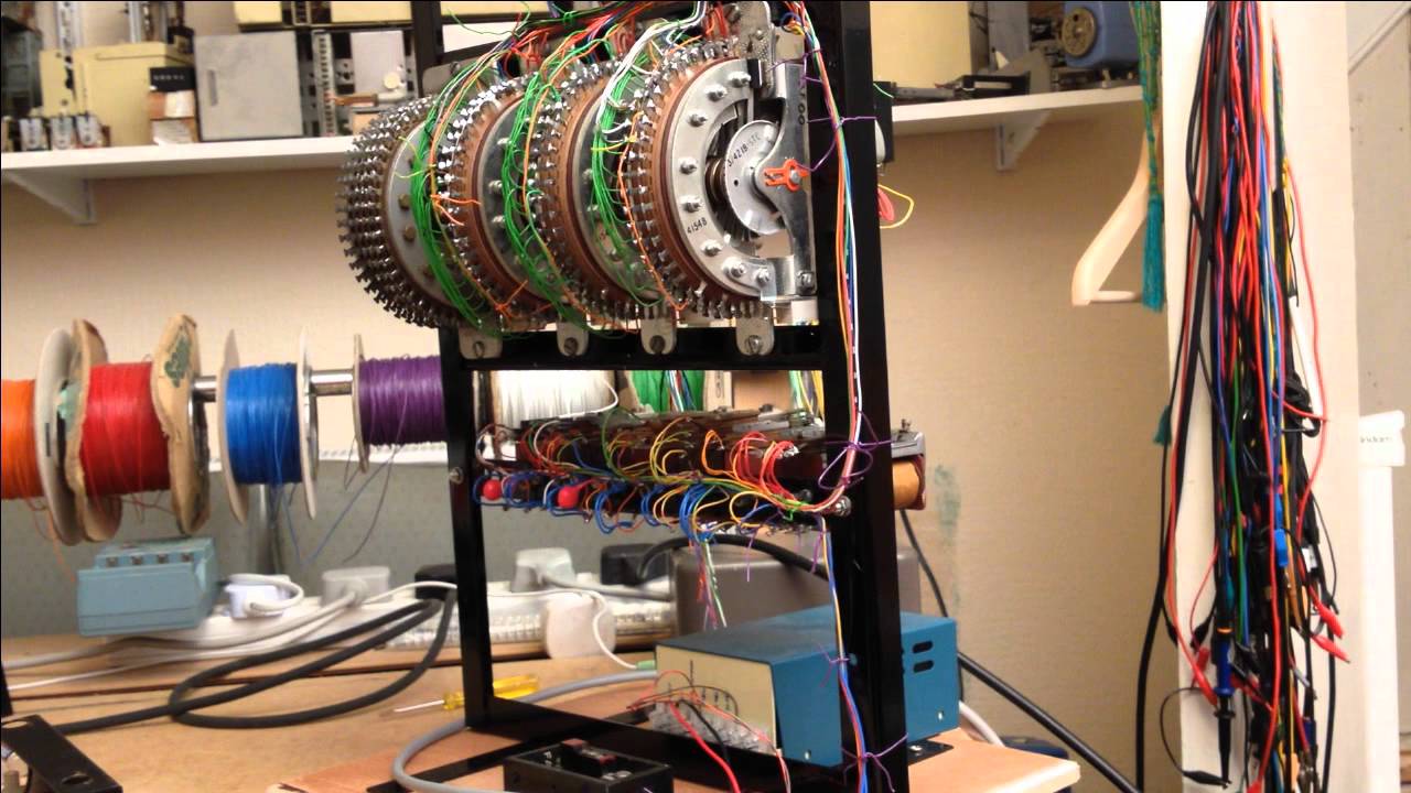 Uniselector clock - Display Driver completed - YouTube