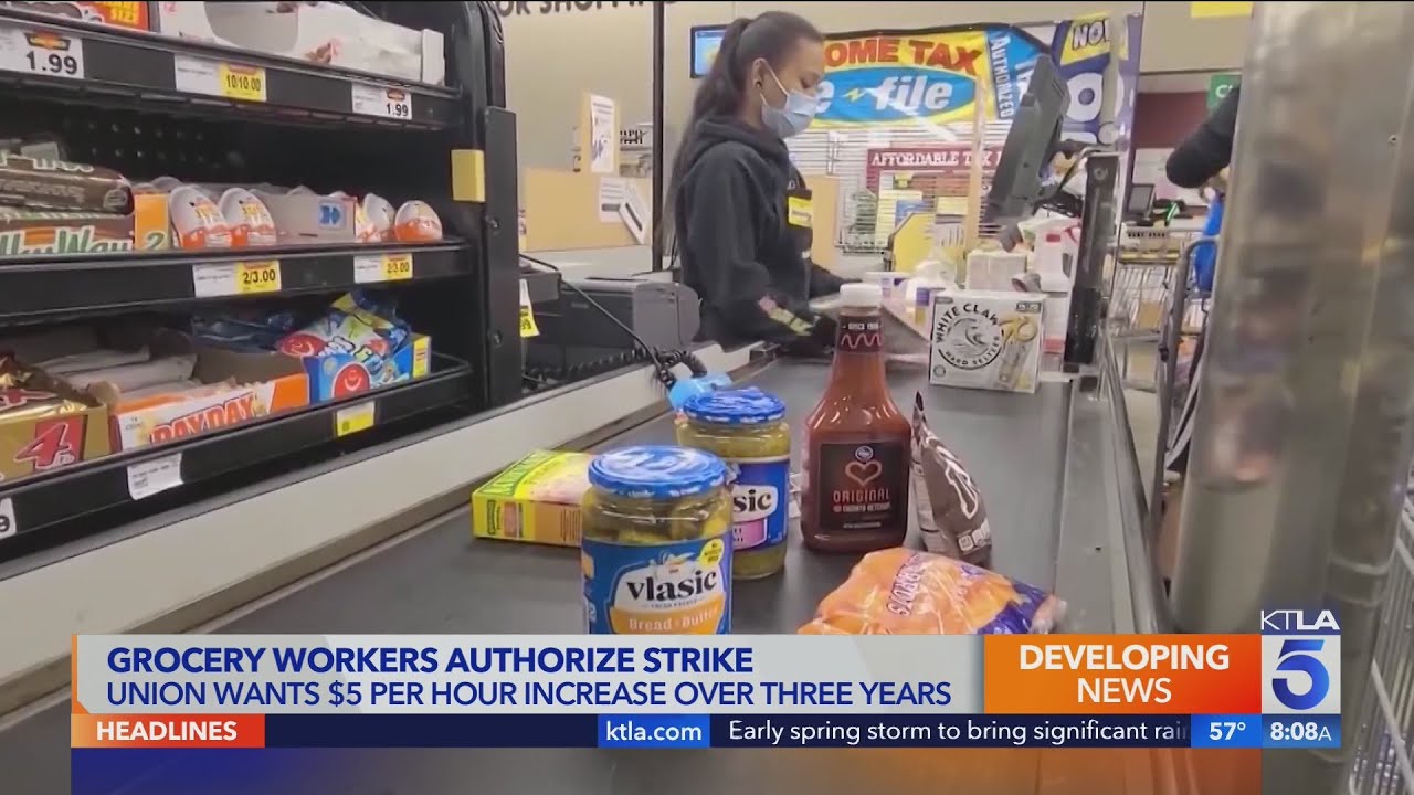 Grocery workers authorize strike - YouTube
