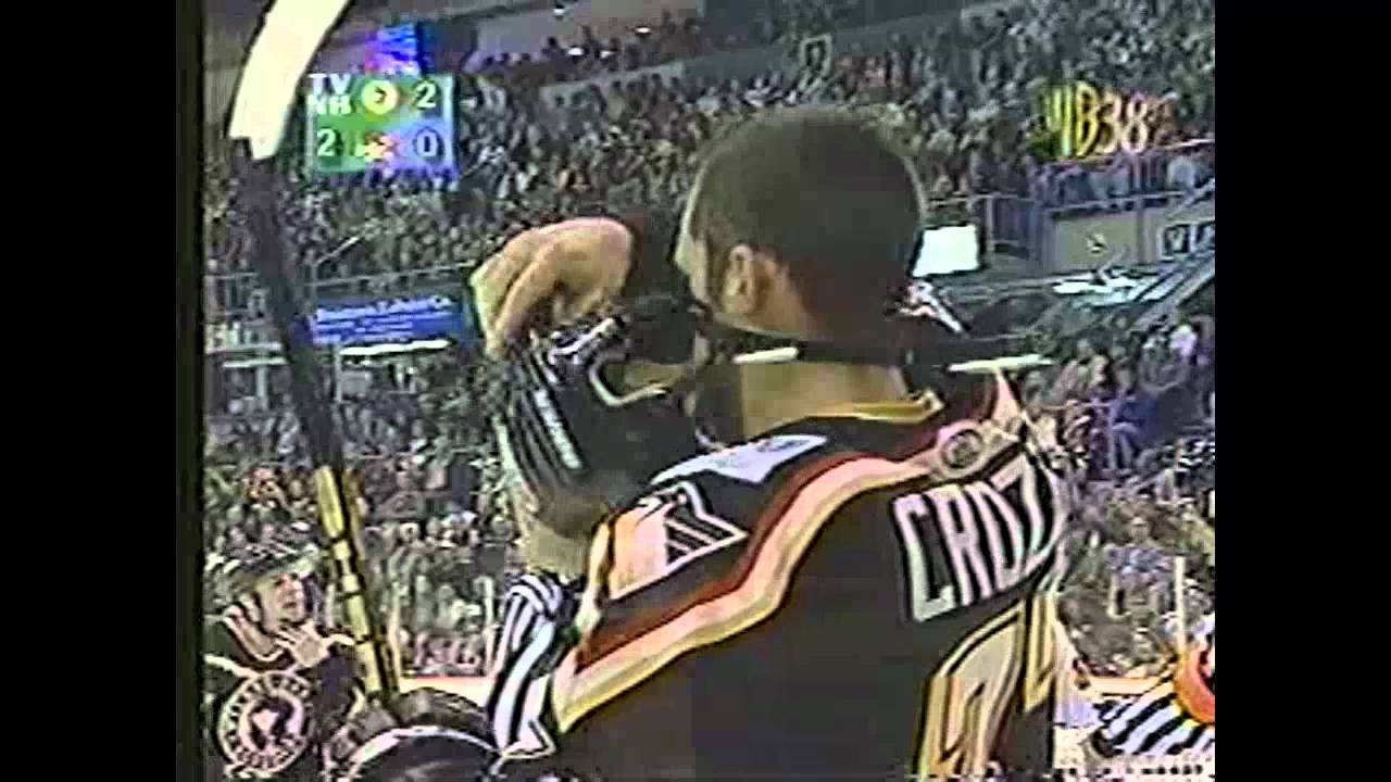 2001 Calder Cup Finals Martin Brochu Save Game 1 - YouTube