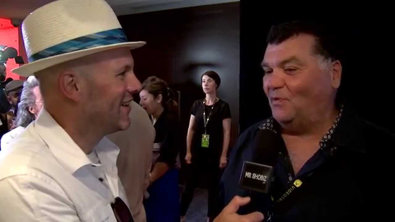 Comedian TONY V Interview at Just For Laughs Red Carpet - YouTube