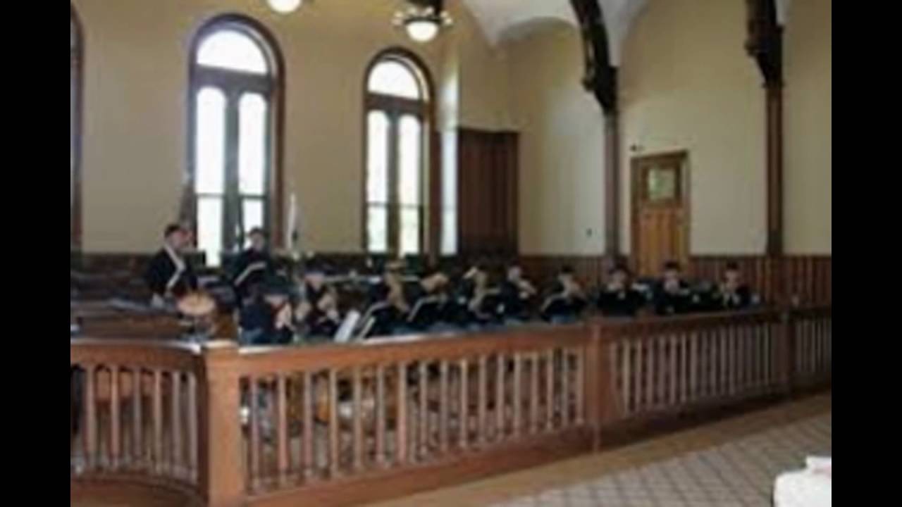 INSIDE THE COURTHOUSE - YouTube