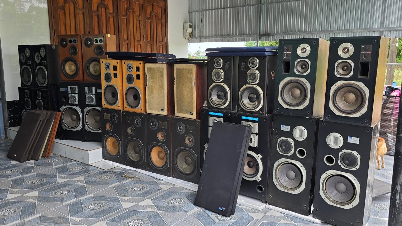 Em cập bến gần 100 đôi loa nhật. ae xem video mua đồ rời hoặc nguyên ...