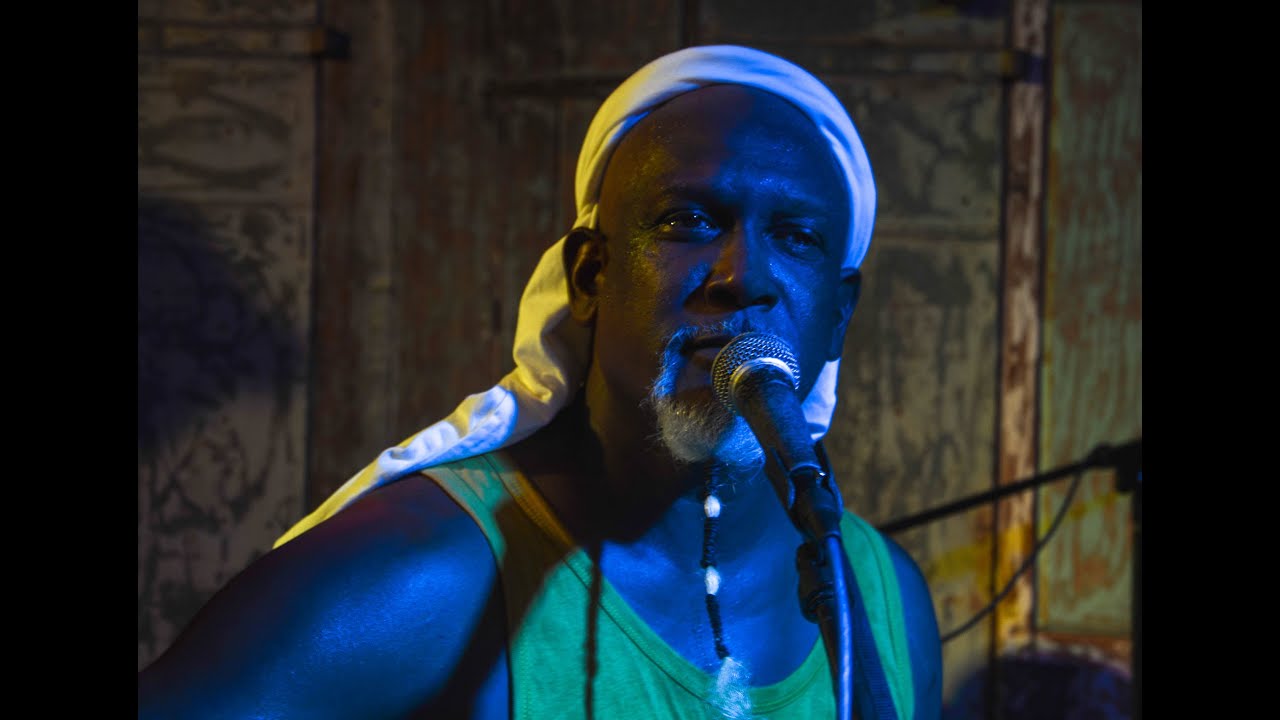 Denis Fricot Live a Enso Ile maurice - YouTube