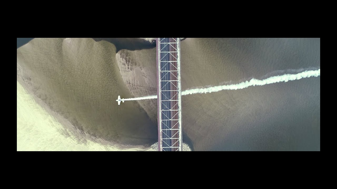 Artur Kielak - inverted bridge pass - FF 2018 - YouTube