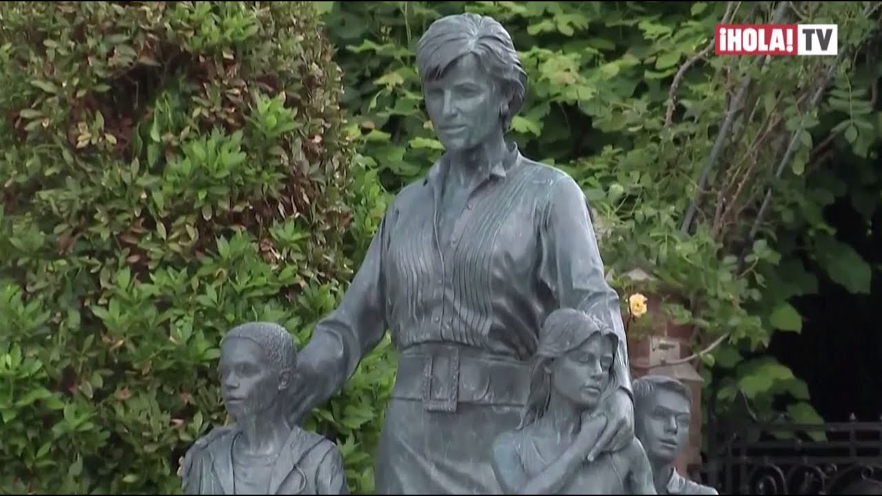 Lo que quieres saber de la estatua de Lady Di ubicada en los jardines ...